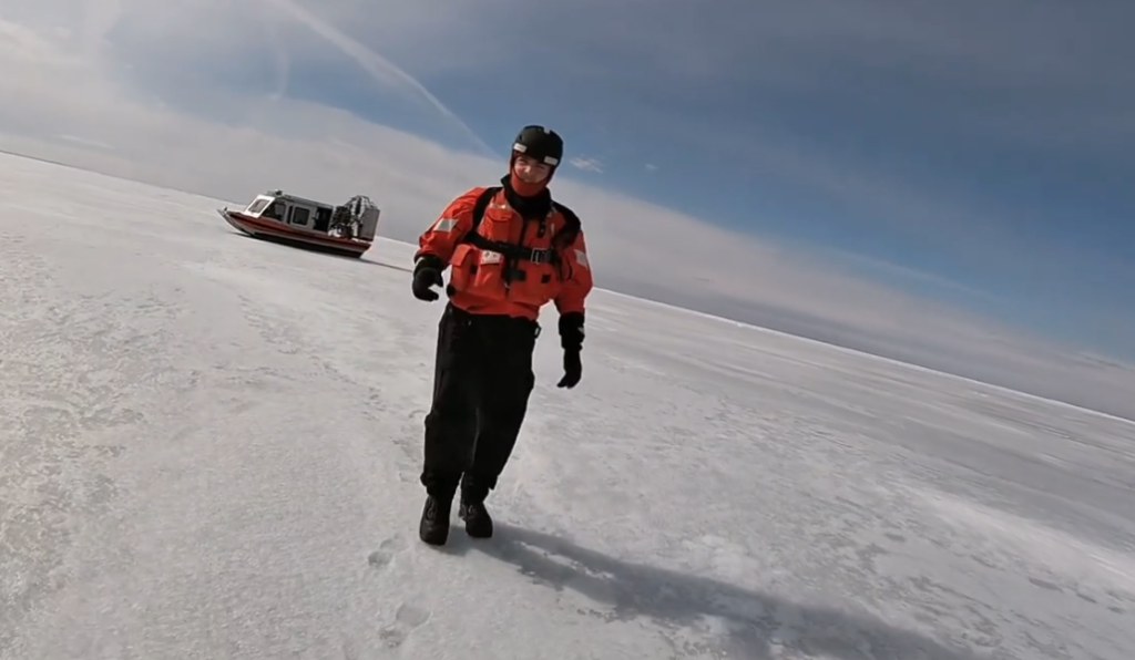 Coast Guard rescues six from ice off Little Sturgeon Bay - Door County ...